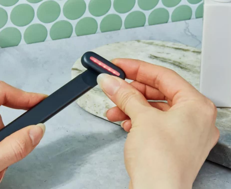 9 Best At-Home Light Therapy Devices For Glowing Skin - LED Skin Solutions